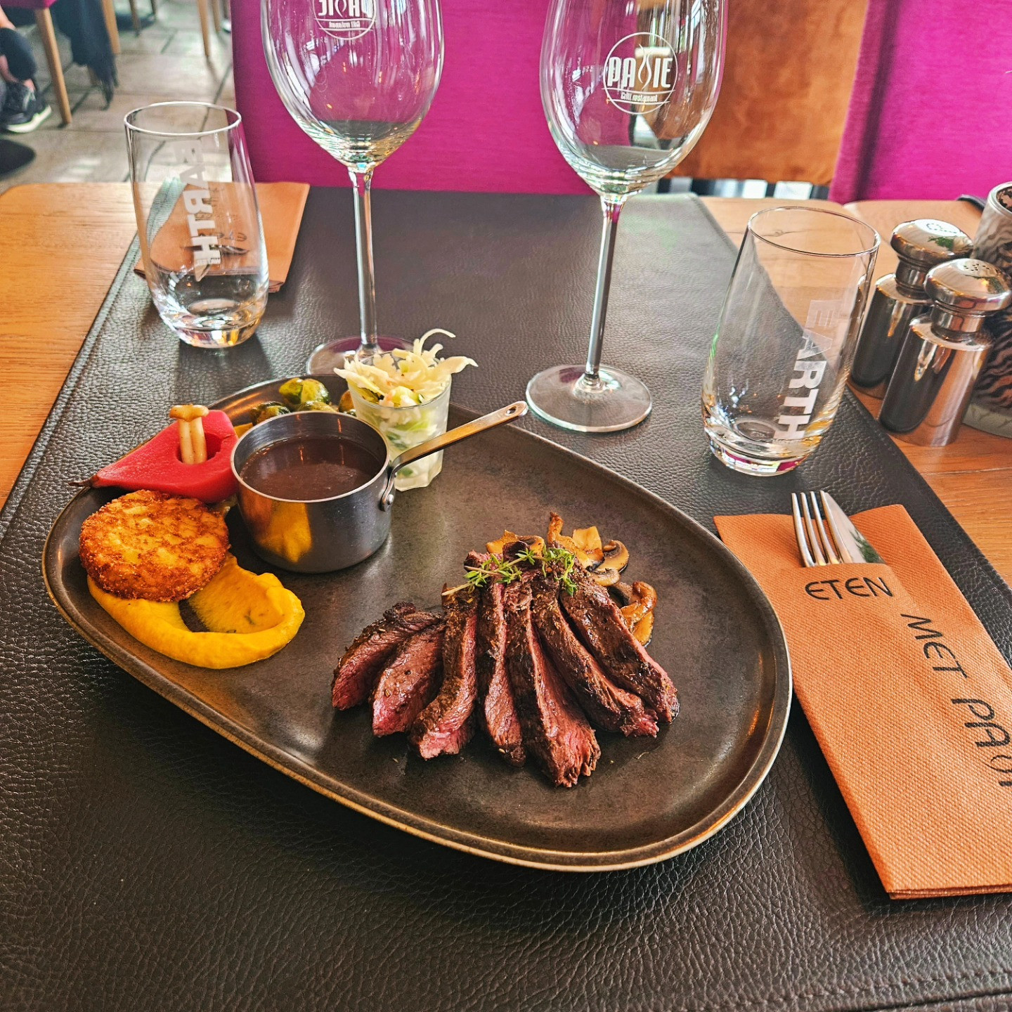 Grill Restaurant Passie, Sluis - Allyourz