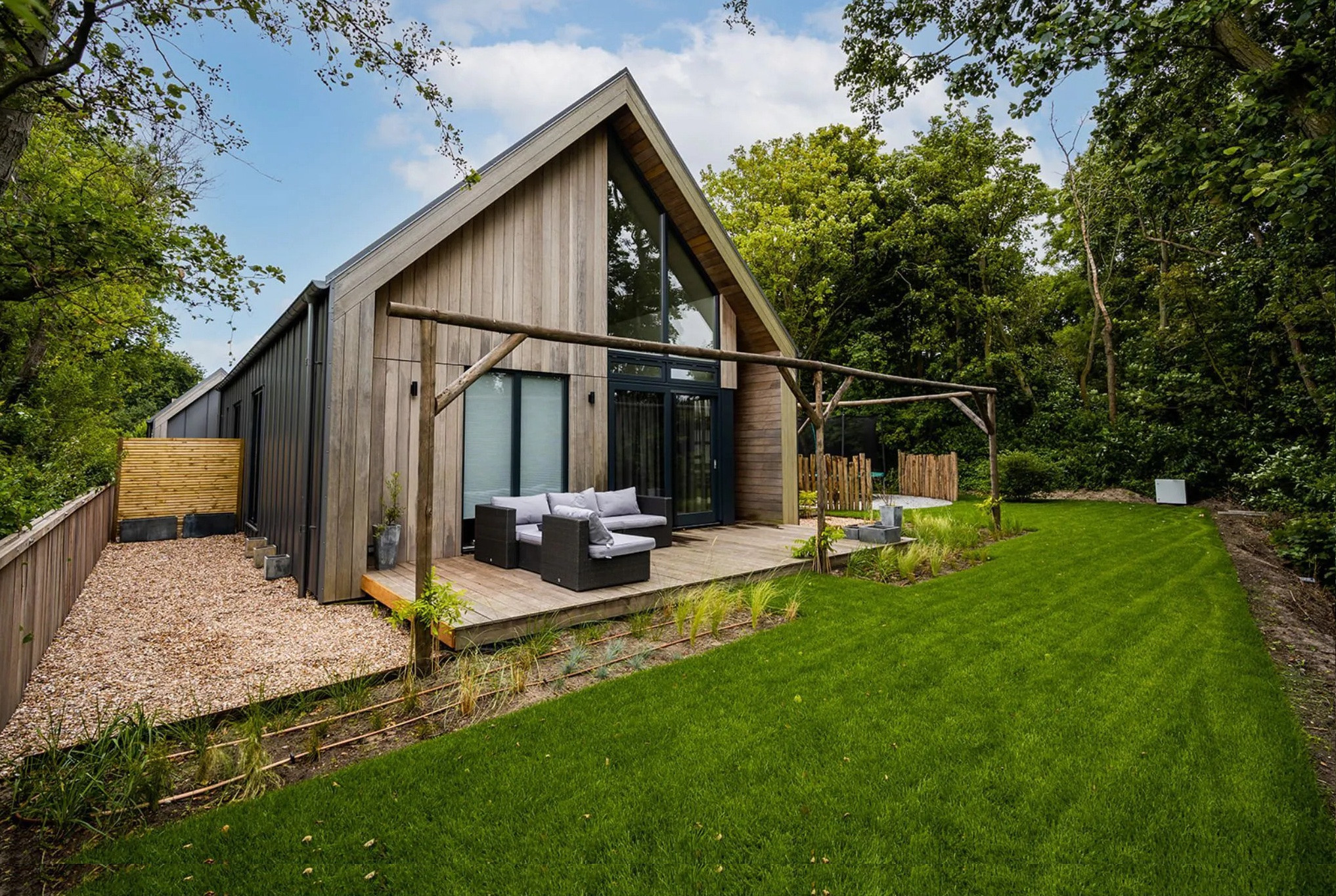 Duurzame woning met grote tuin, Ouddorp - Allyourz