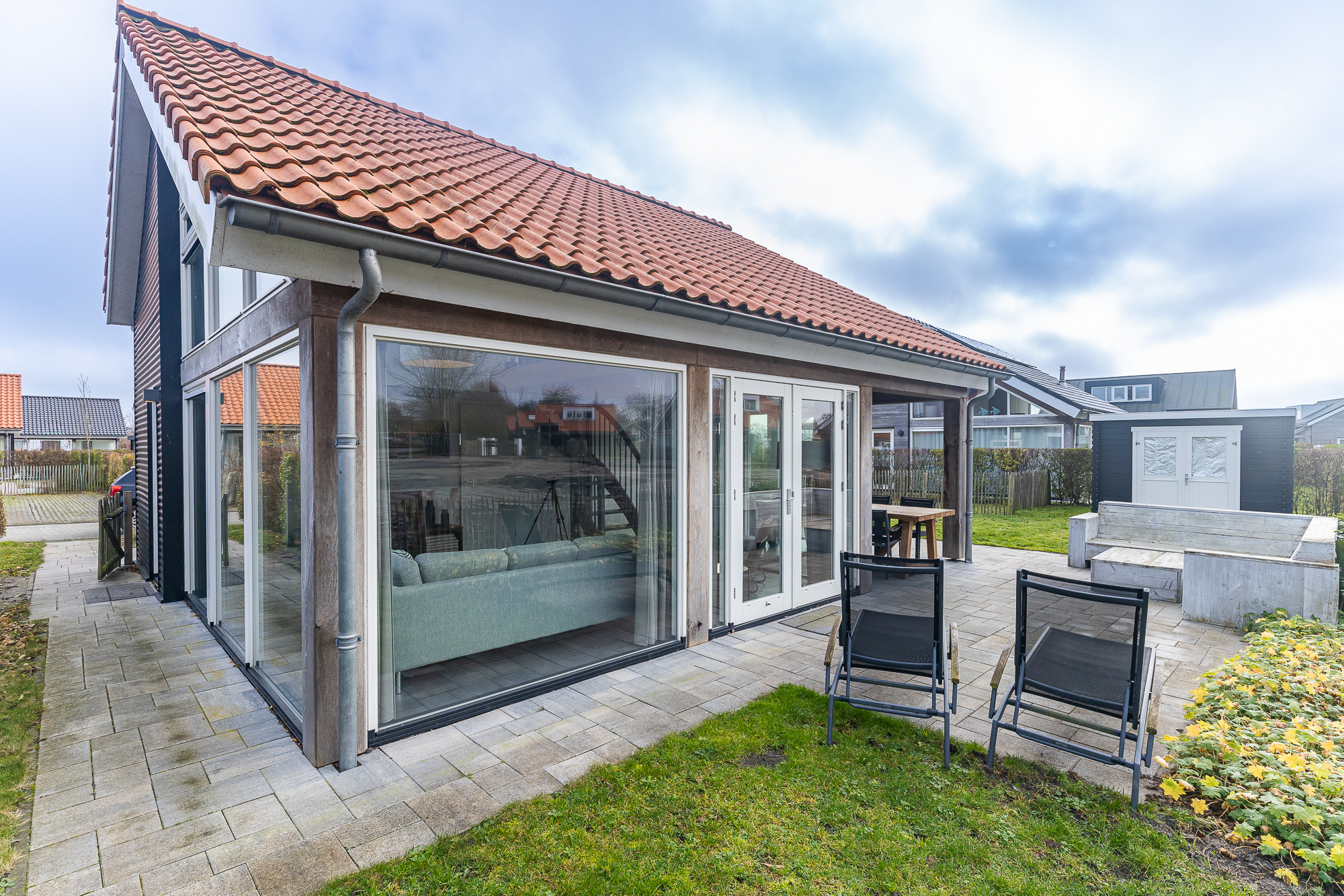 Zonnedorp 19 Modern vakantiehuis Renesse | Strand op loopafstand - Allyourz